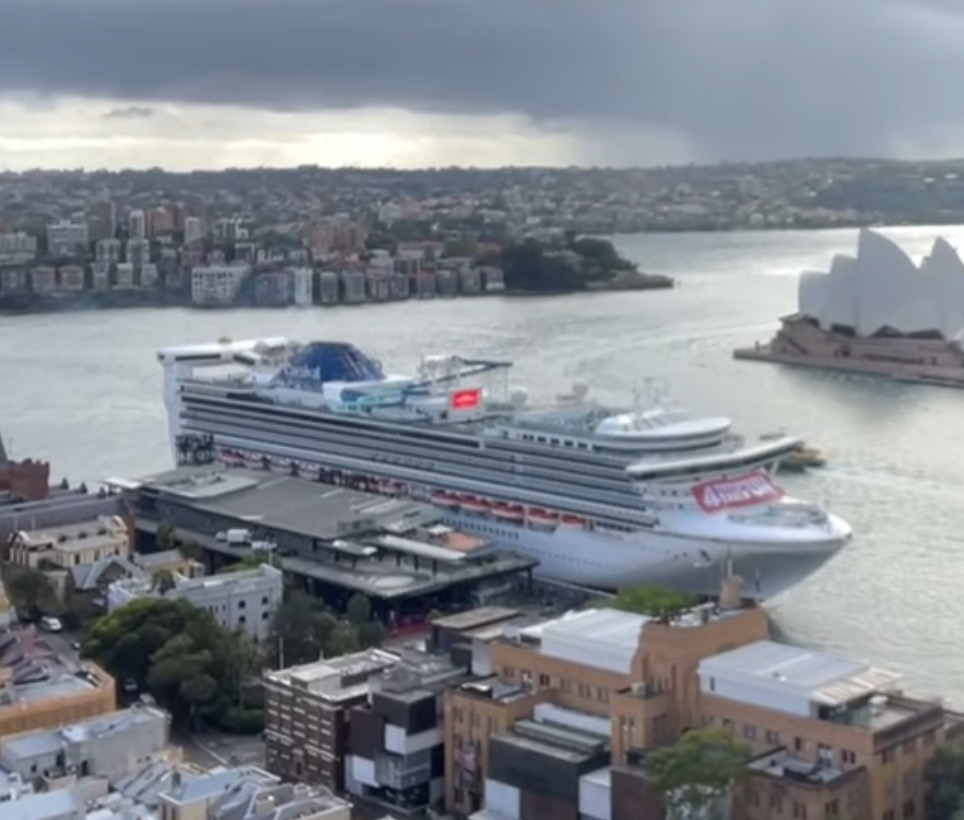 Carnival Adventure Reviews, Ship Details & Photos - Cruiseline.com