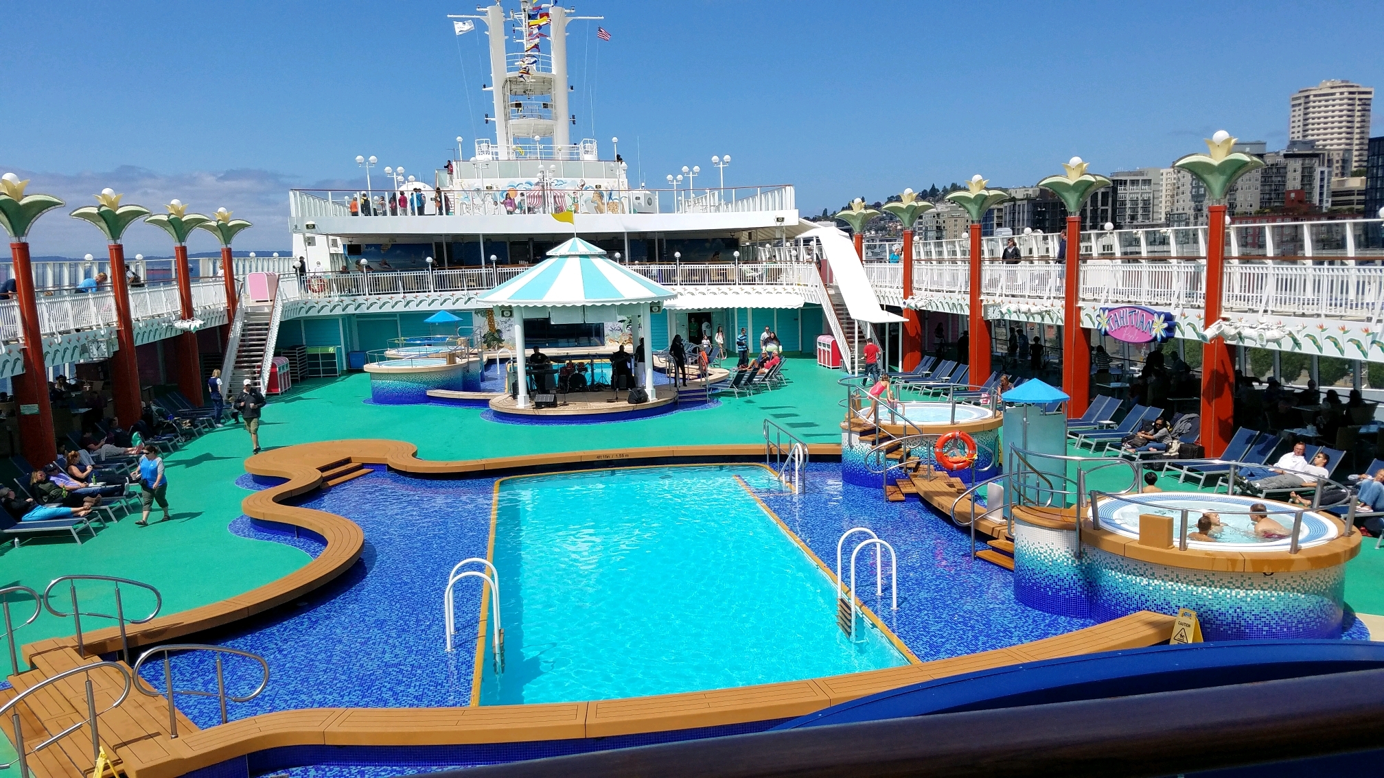 Norwegian Pearl Reviews from Travelers - Cruiseline.com