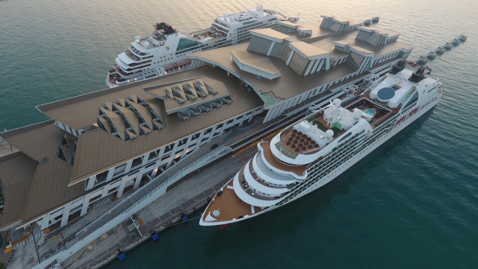 Seabourn Encore Reviews, Ship Details & Photos - Cruiseline.com